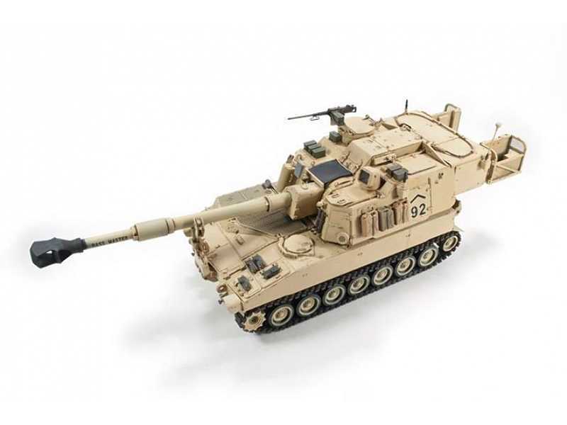 M109A6 Howitzer Paladin