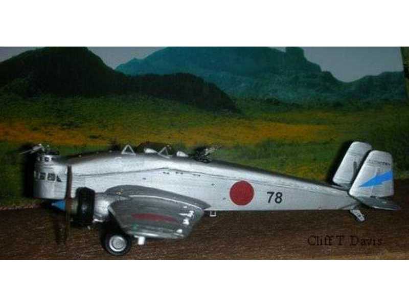 Army Type 93 Twin Engine Light Bomber Ki-2 II b