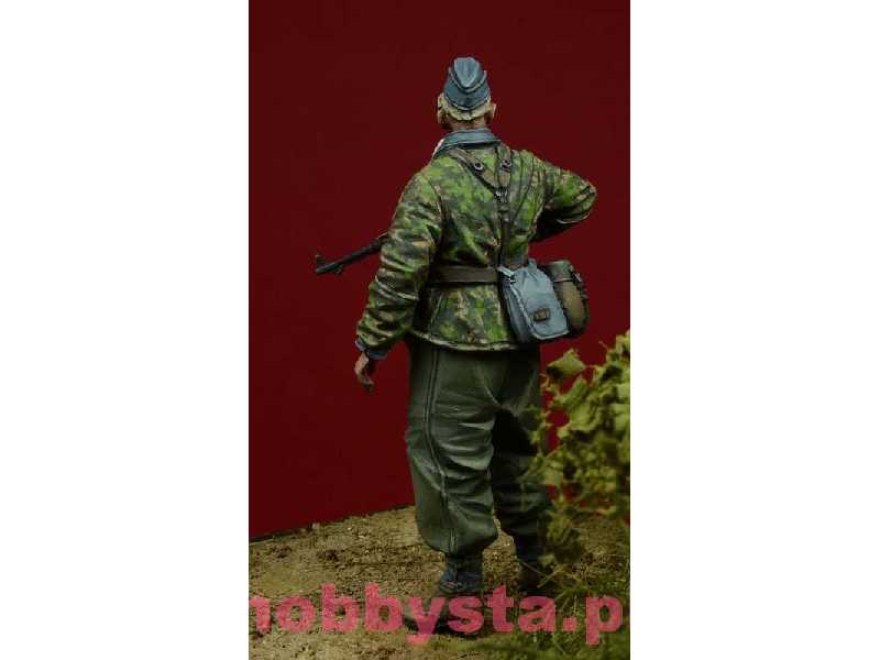 Hg Division Soldier