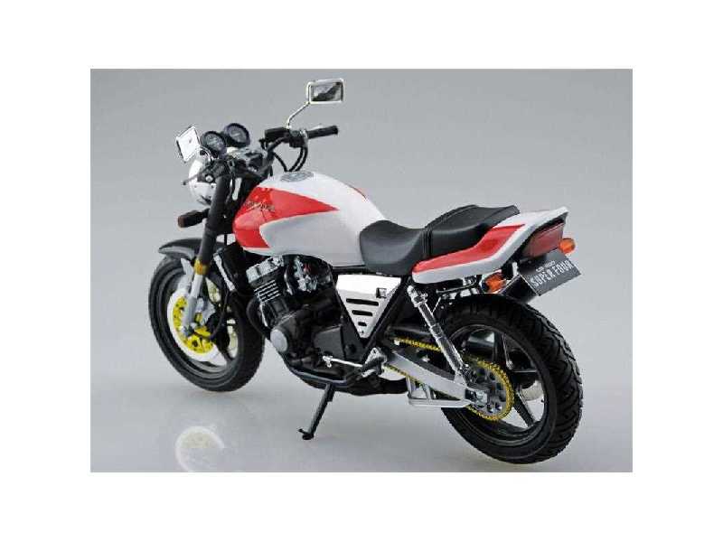 Aoshima 05514 - 1/12 Honda Cb400sf With Custom Par