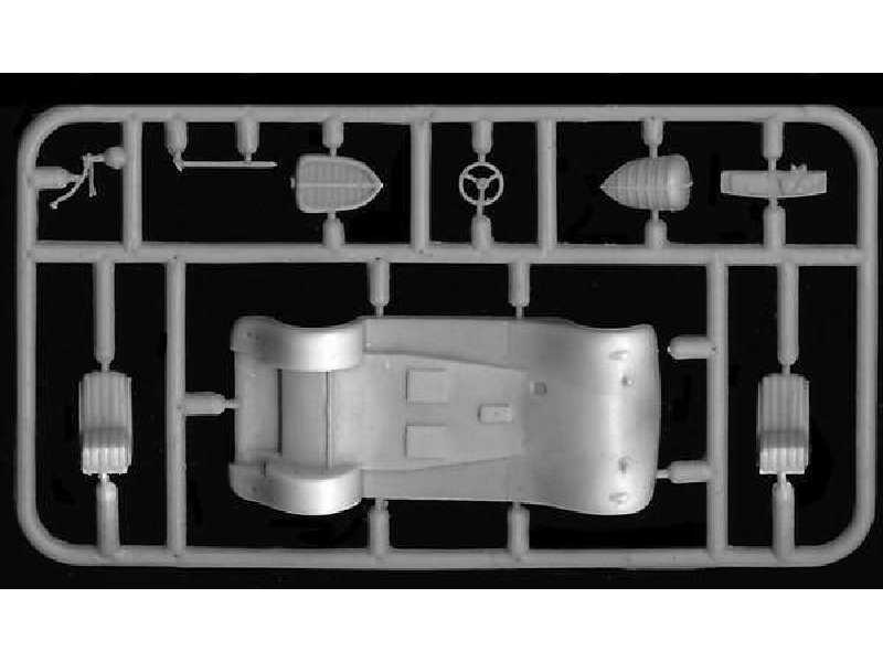 GAZ-M1 - Soviet staff car