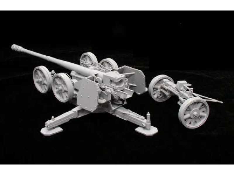 German Rheinmetall 12.8cm K44 L/55 high velocity anti-tank gun