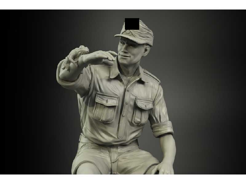 DAK Tanker With Chameleon