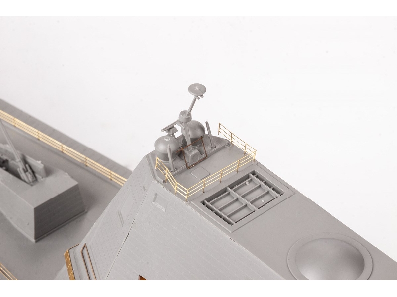 USS DDG-1000 Zumwalt 1/350 - SNOWMAN MODELS