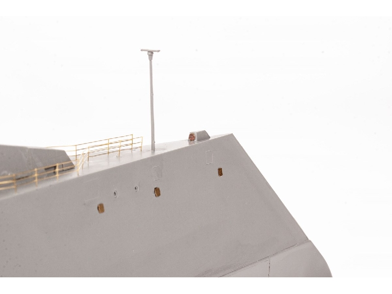 USS DDG-1000 Zumwalt 1/350 - SNOWMAN MODELS
