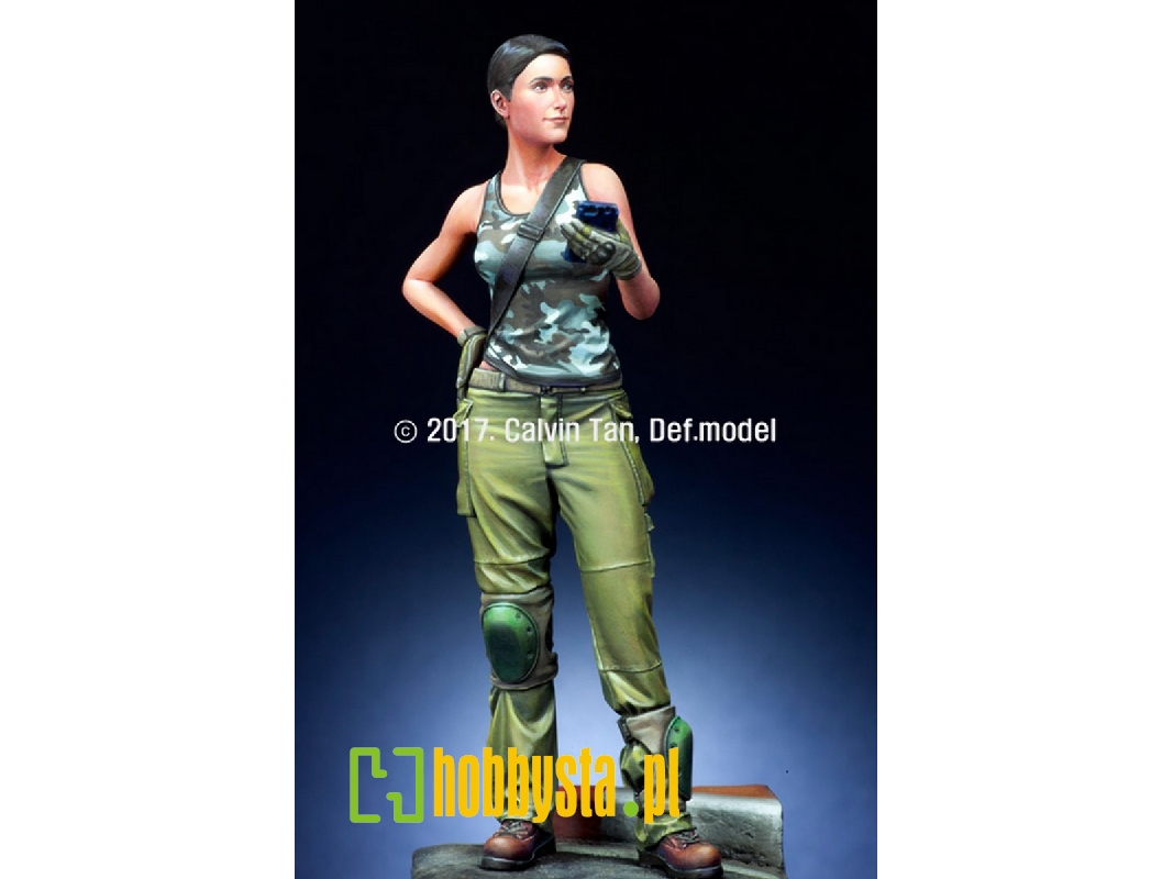 Modern Idf Female Soldier