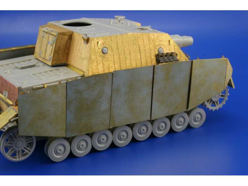 Schurzen Brummbar late 1/35 - Dragon