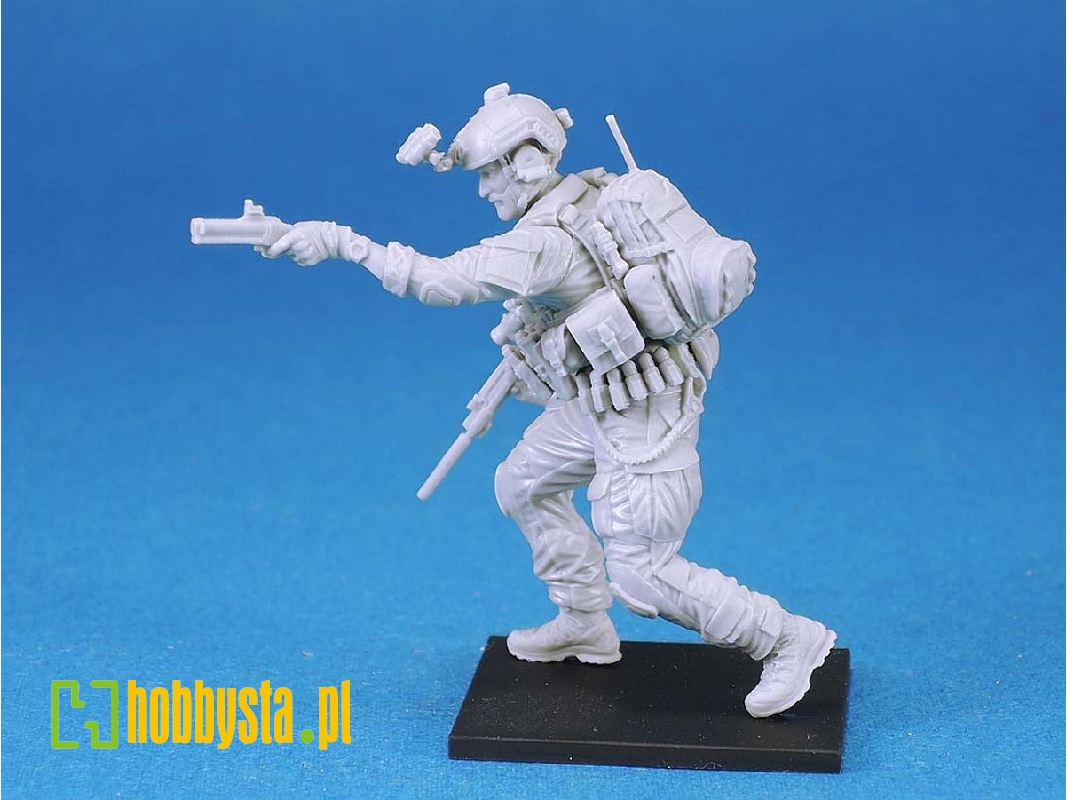 Us Navy Seal #3 With Fn Scar Mk17 And M79 Pirate Gun