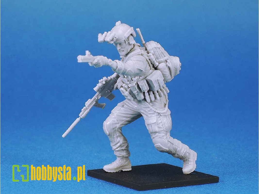 Us Navy Seal #3 With Fn Scar Mk17 And M79 Pirate Gun