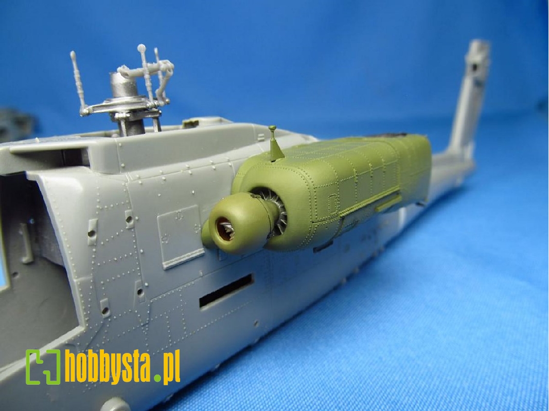 Boeing/hughes Ah-64 A And Ah-64 D Apache - Engines (For Hasegawa Kits)