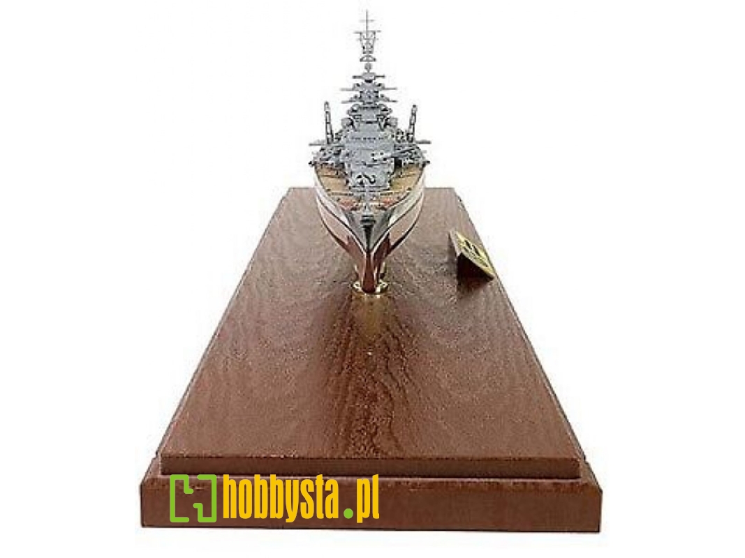 German Bismarck-class Battleship, Bismarck (Full Hull Ship Series)