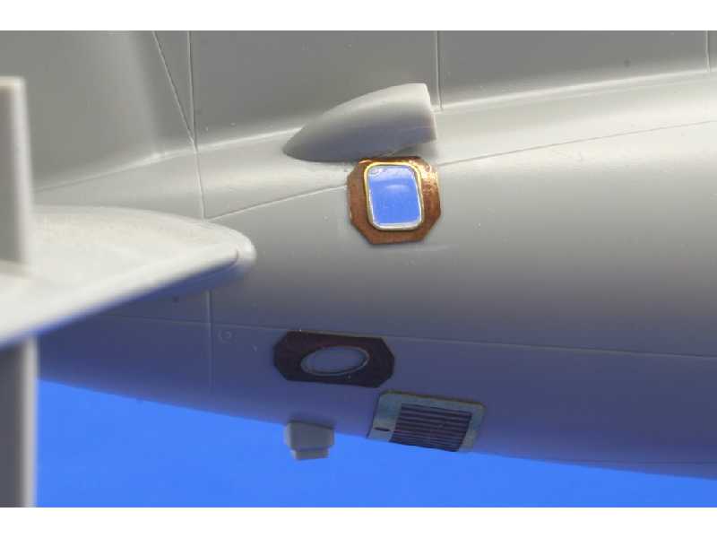 BAe Nimrod exterior and surface panels 1/72 - Airfix