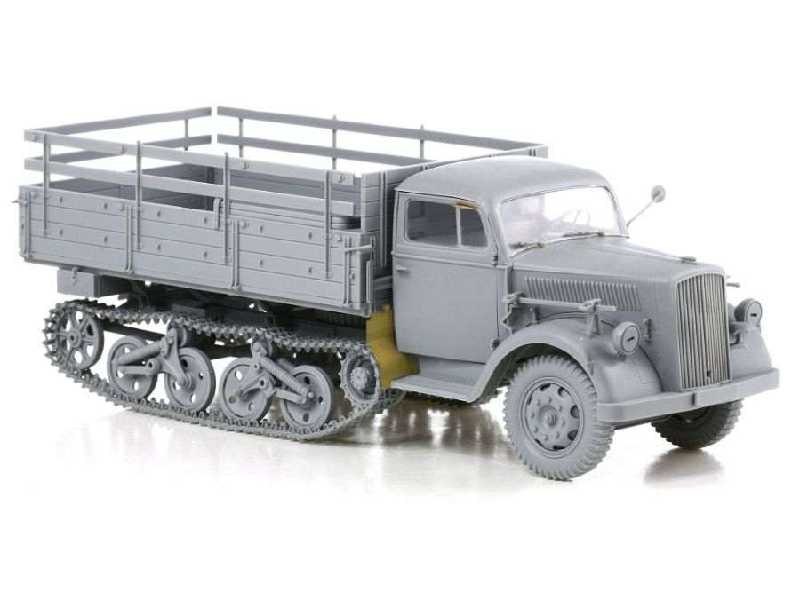 Sd.Kfz.3a Half-Track Truck Maultier
