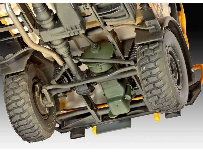 Mercedes-Benz Unimog U1300L Rallye