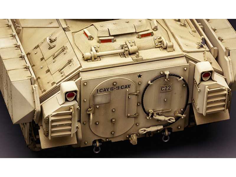 M3A3 Bradley BUSK III US Cavalry Fighting Vehicle