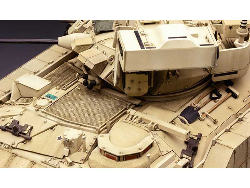 M3A3 Bradley BUSK III US Cavalry Fighting Vehicle