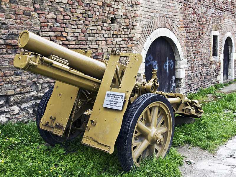 sIG 33 German 15 cm heavy infantry gun