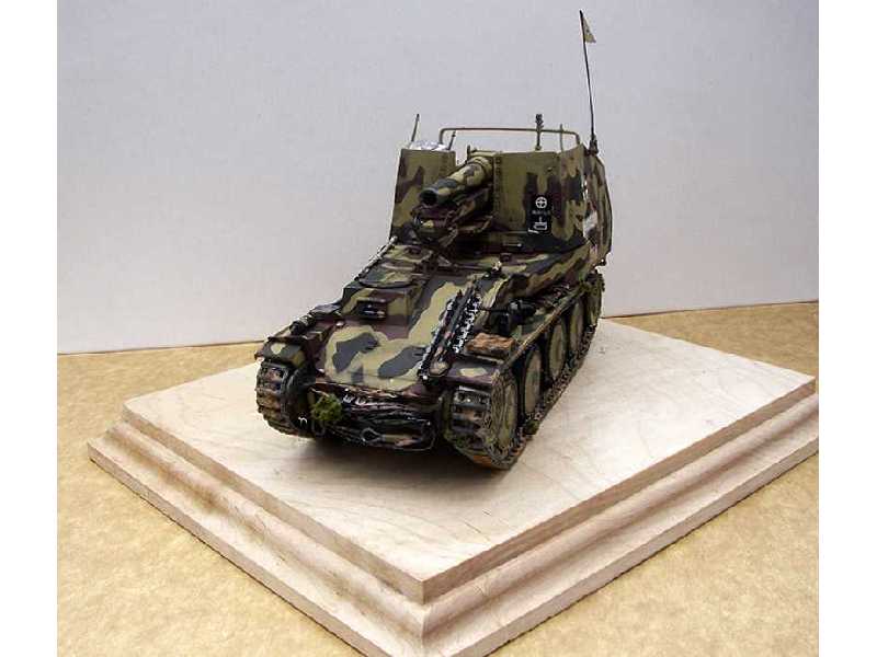 Grille Sd.Kfz.138/1 German 15 cm self-propelled gun