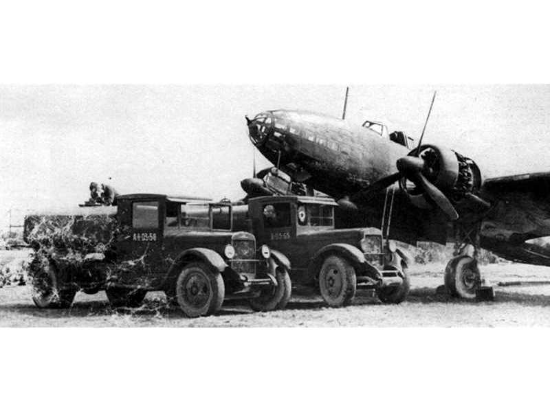 Russian fuelling vehicle ZiS-5 BZ-39