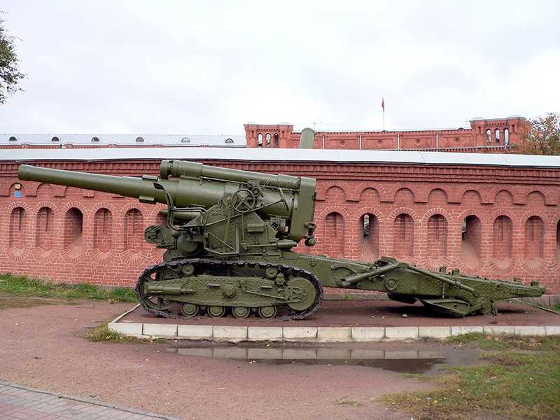 Russian 203 mm heavy howitzer M1931 (B-4)