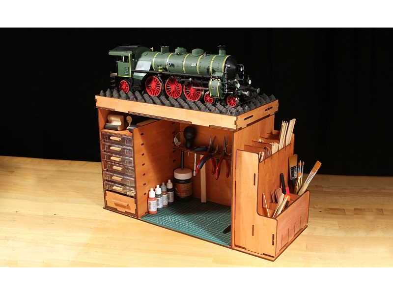 Portable Workshop Cabinet