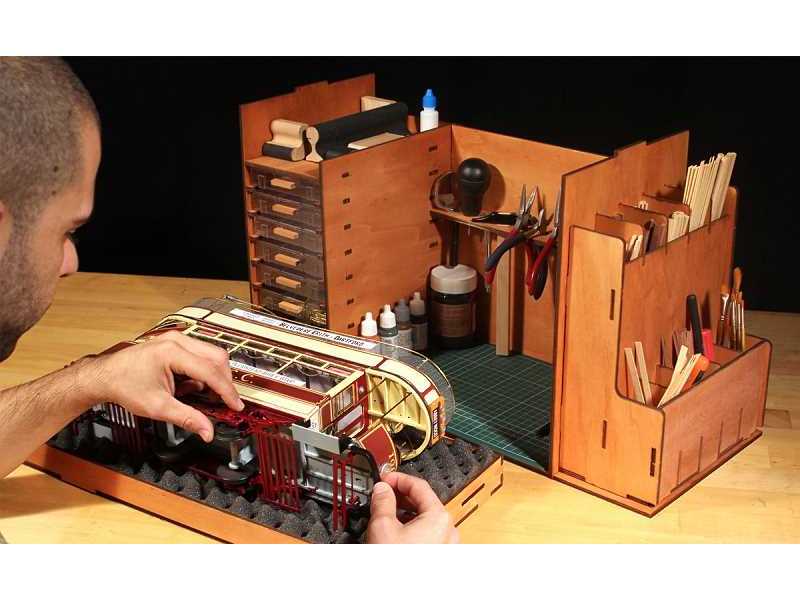 Portable Workshop Cabinet