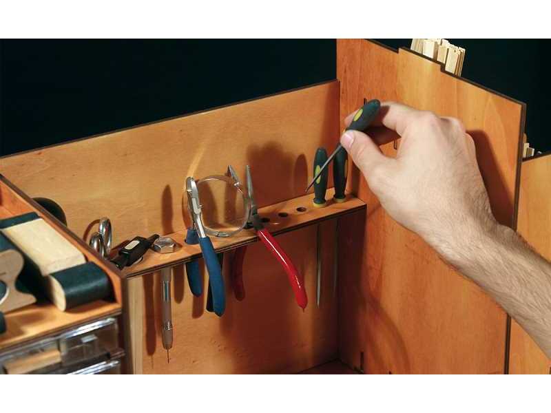 Portable Workshop Cabinet